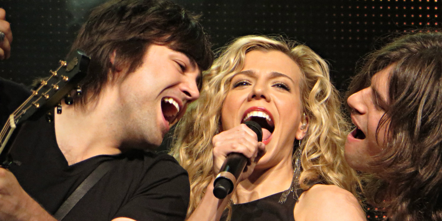 Photos: The Band Perry at the Oakdale Theatre - TheCountryScene.com