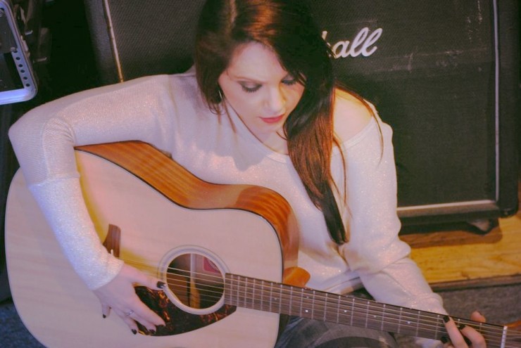 Get to Know Lauren Davidson - TheCountryScene.com