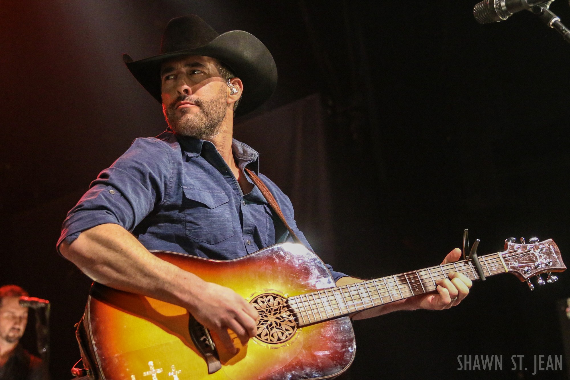 Aaron Watson Celebrates Texas Independence Day in New York City ...